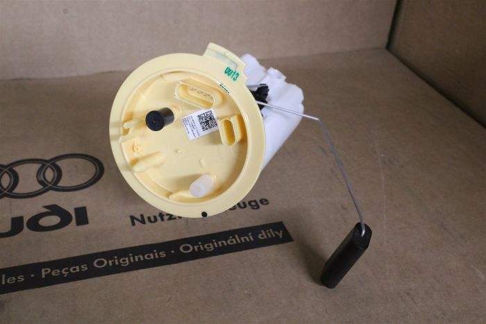 5Q0919050BA FUEL UNIT New genuine part | Deutsche Parts