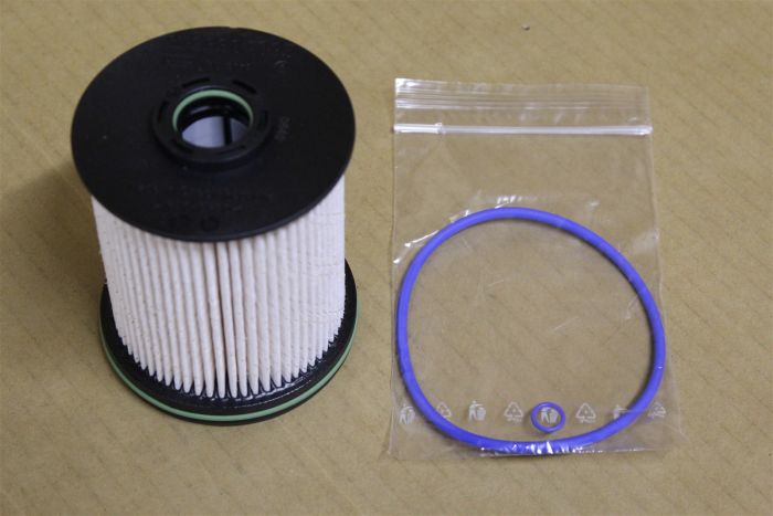 23456595 Oil Filter New genuine part | Deutsche Parts