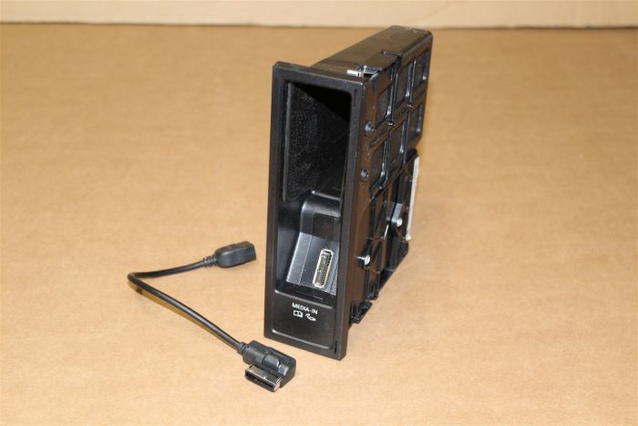 VW Golf Touran Caddy Multimedia Interface (MDI) 5N0035341H New Genuine ...