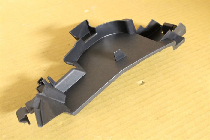 A1768880238 Radiator support bracket New genuine part | Deutsche Parts
