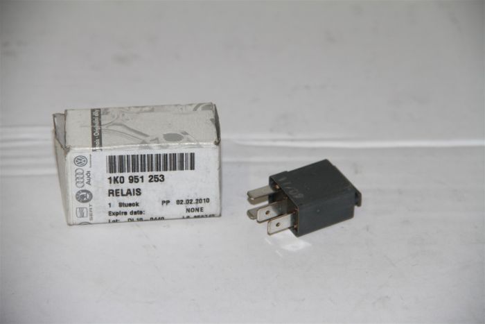 1K0951253 RELAY New genuine part | Deutsche Parts