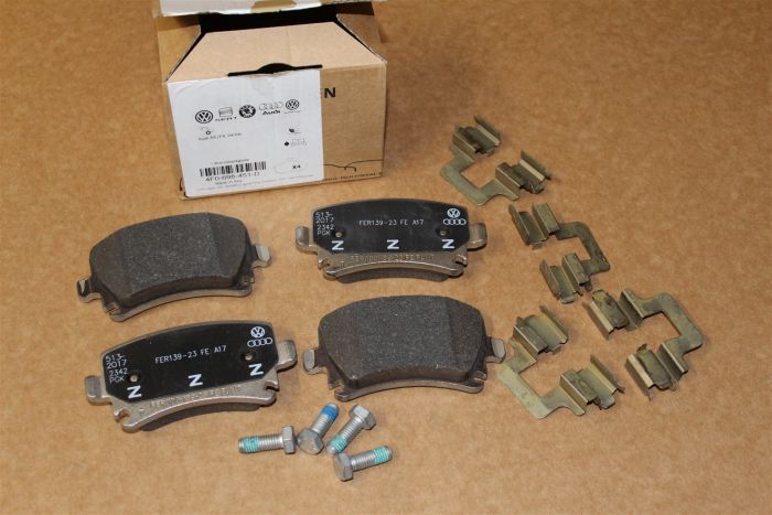 BRK LINING 4F0698451D New Genuine Part | Deutsche Parts