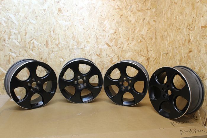 Set of 4 factory matt black 18" Detroit alloy wheels Golf MK5 GTi ...