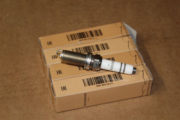 06K905611C SPARK PLUG New genuine part | Deutsche Parts