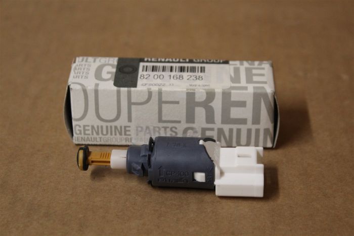 8200168238 Brake Switch New genuine part | Deutsche Parts