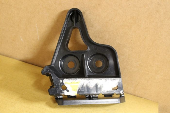 51127127717 Tail lamp bracket New genuine part | Deutsche Parts