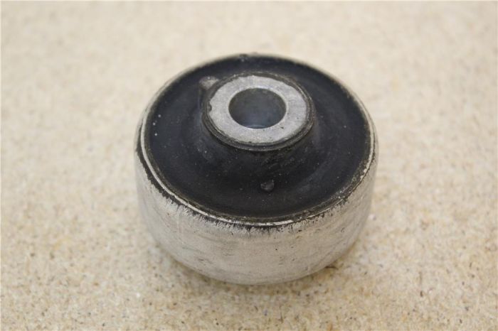 Front Arm, Rear Bush Audi A1 11-18 Fabia 6R0407181B New Genuine Part ...
