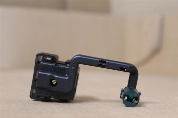 7M2927149B Bulb Holder VW Sharan 1996-2002 New Genuine Part | Deutsche ...