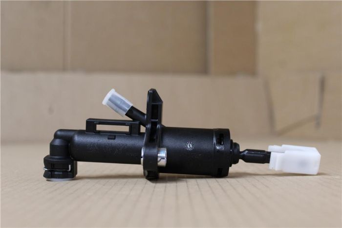 Clutch Master Cylinder Skoda Favia 2011-2015 6R0721405D New Genuine ...