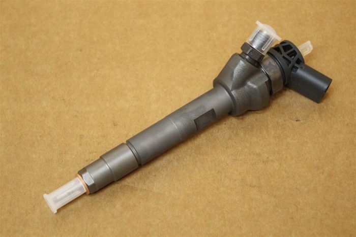 13537810702 Injector New genuine BMW part | Deutsche Parts
