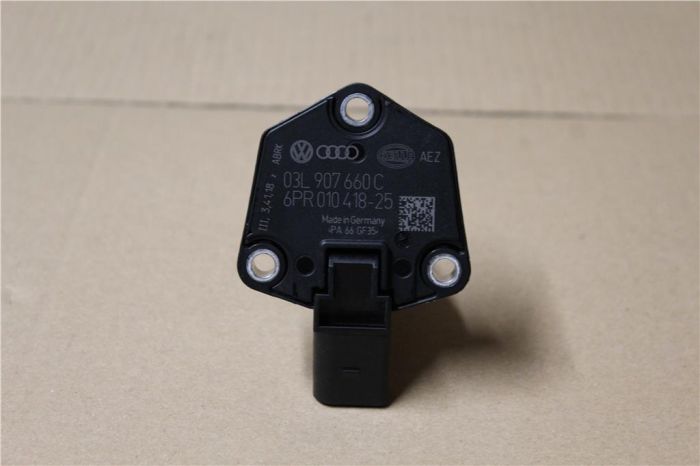 Oil Level Sensor VW Transporter 2016-2019 03L907660C New Genuine Part ...