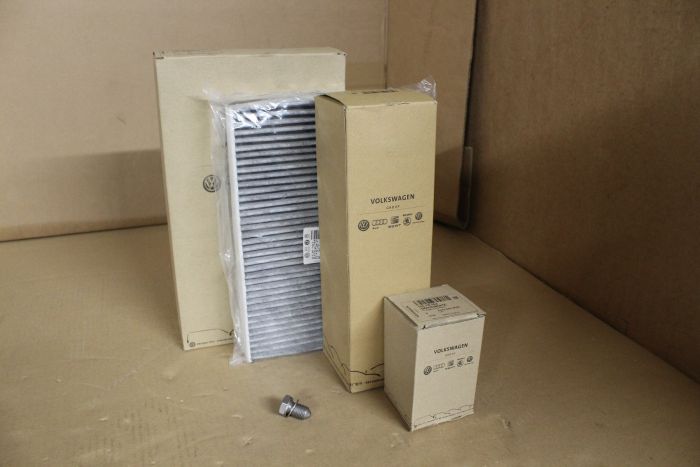 VW Transporter T5.1 2010 - 2015 full service kit (no oil) all genuine ...