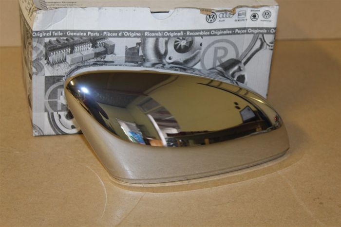 Right / UK drivers side chrome mirror cap UP! Citigo Mii 1S08575382ZZ ...