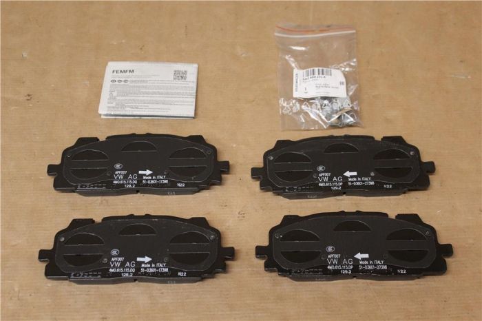 4M0698151BJ Front Brake Pads Audi Q7 2016 Onwards New Genuine Part ...